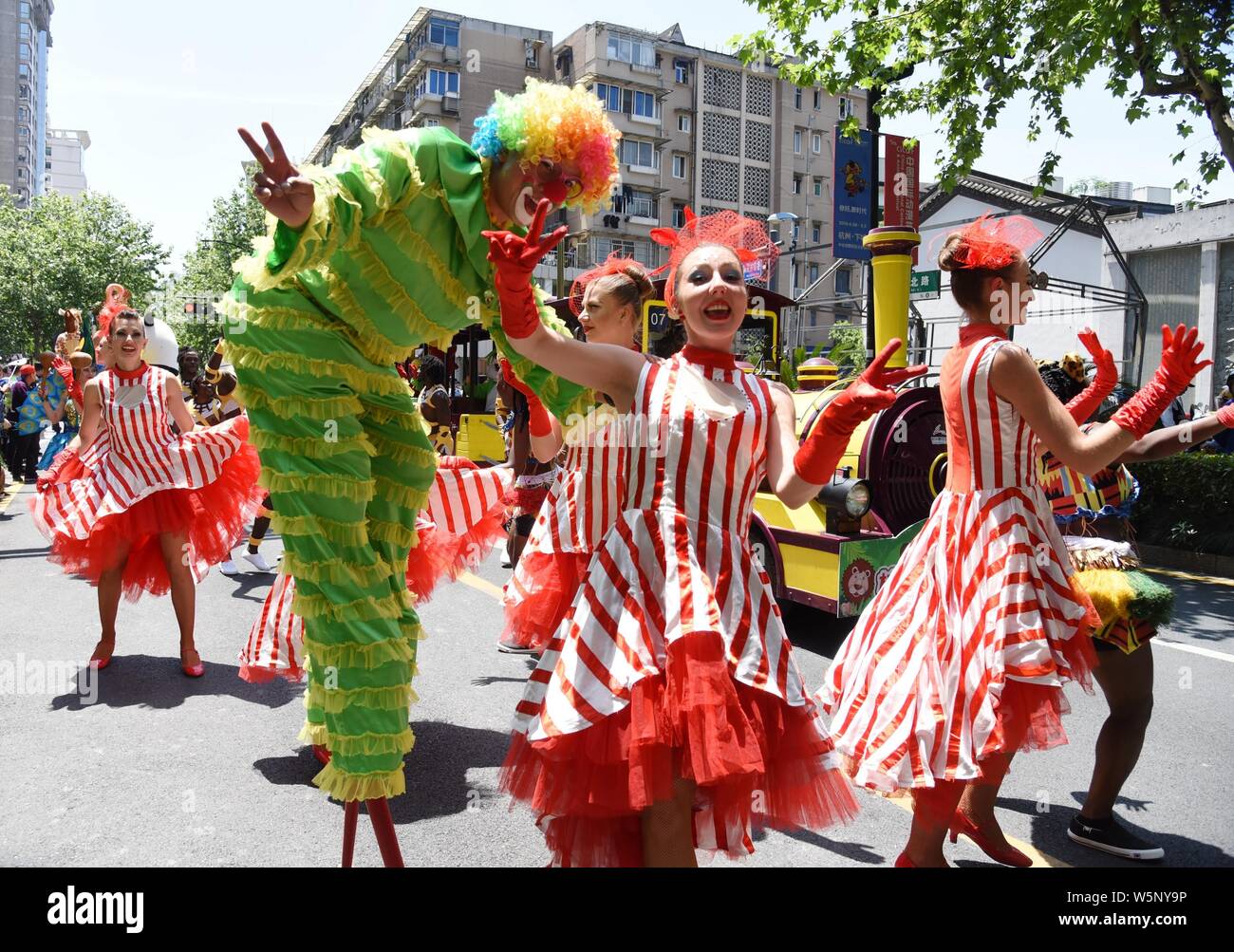 Cosplay fans dressed as their favorite characters from movies and ...