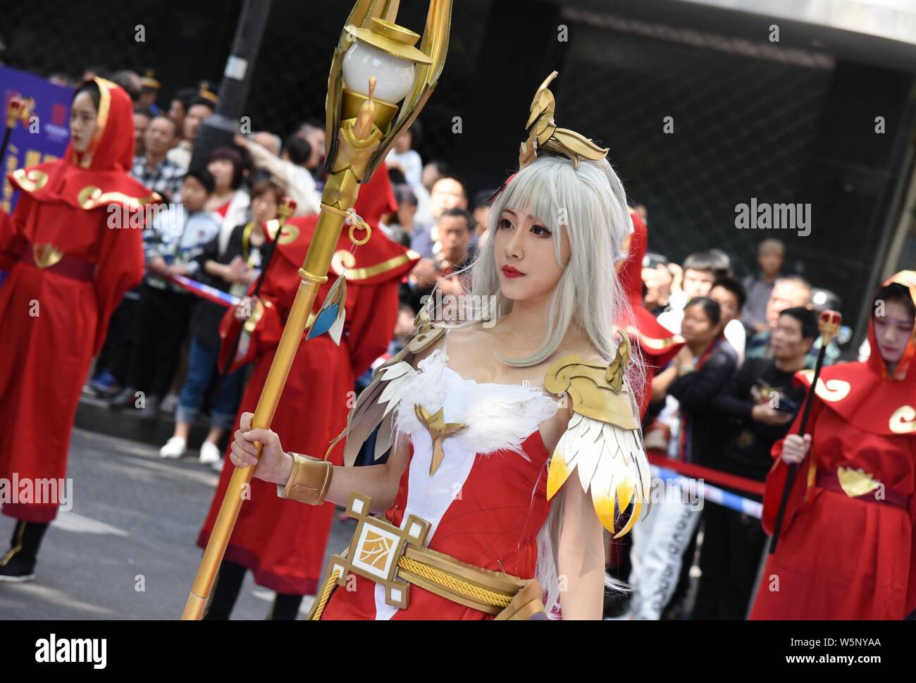 Cosplay fans dressed as their favorite characters from movies and ...