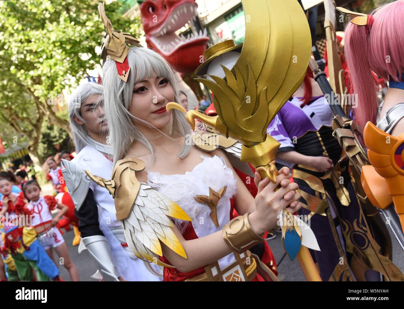 Cosplay fans dressed as their favorite characters from movies and ...