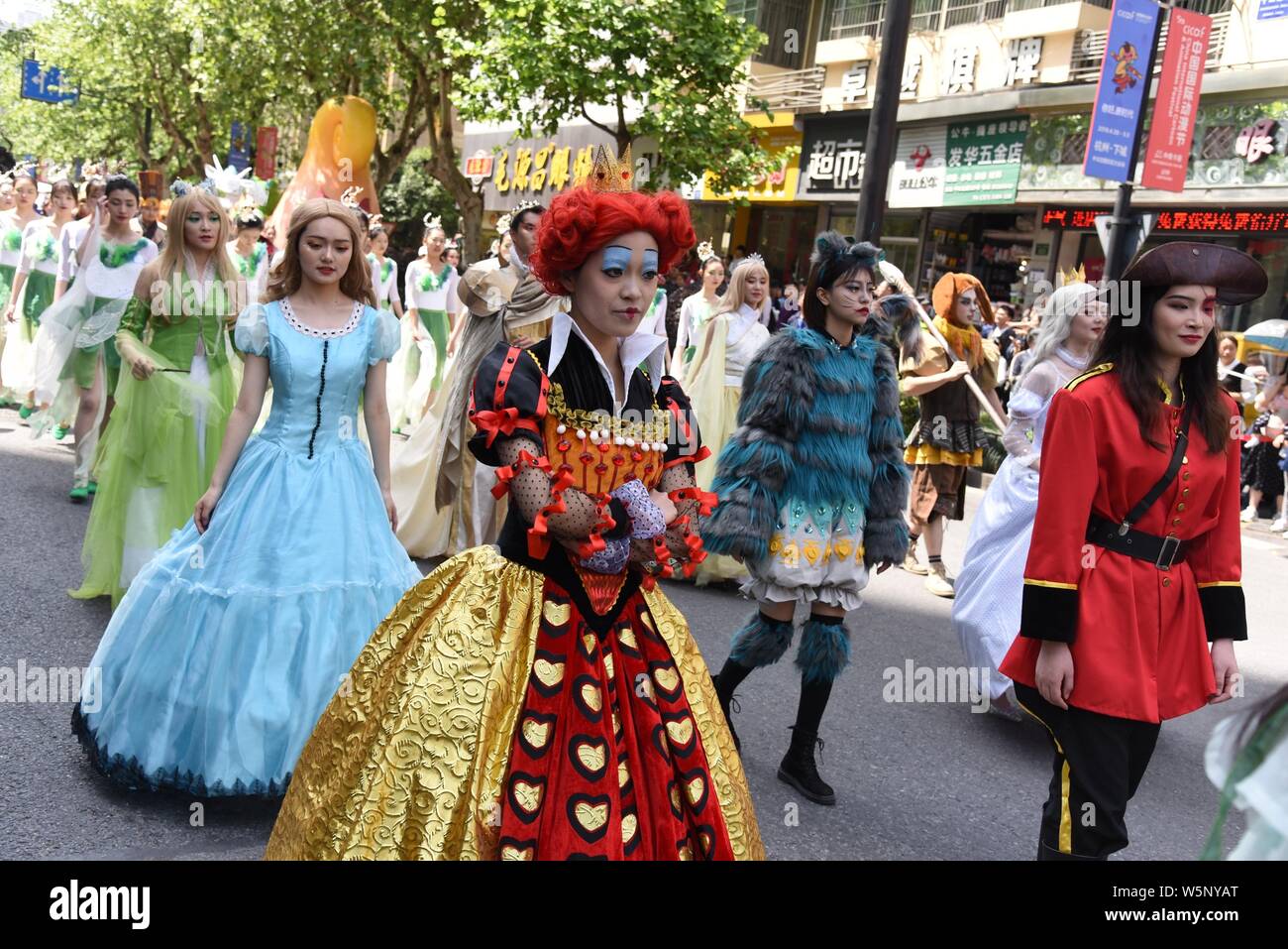 Cosplay fans dressed as their favorite characters from movies and ...