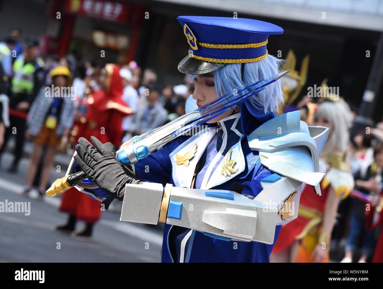 Cosplay fans dressed as their favorite characters from movies and ...