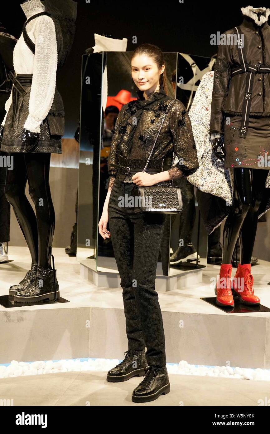 Chinese model He Sui attends Shiatzy Chen annual exhibition in Taipei ...