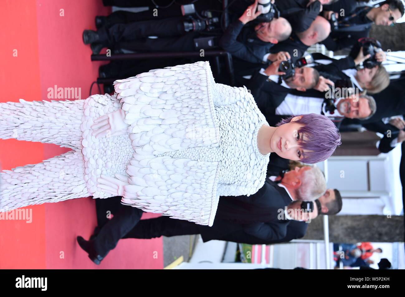 Chinese singer Chris Lee or Li Yuchun poses as she arrives on the red ...