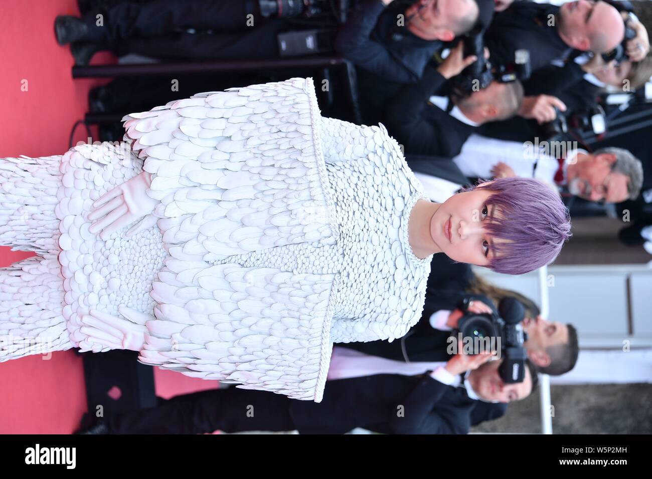 Chinese singer Chris Lee or Li Yuchun poses as she arrives on the red ...