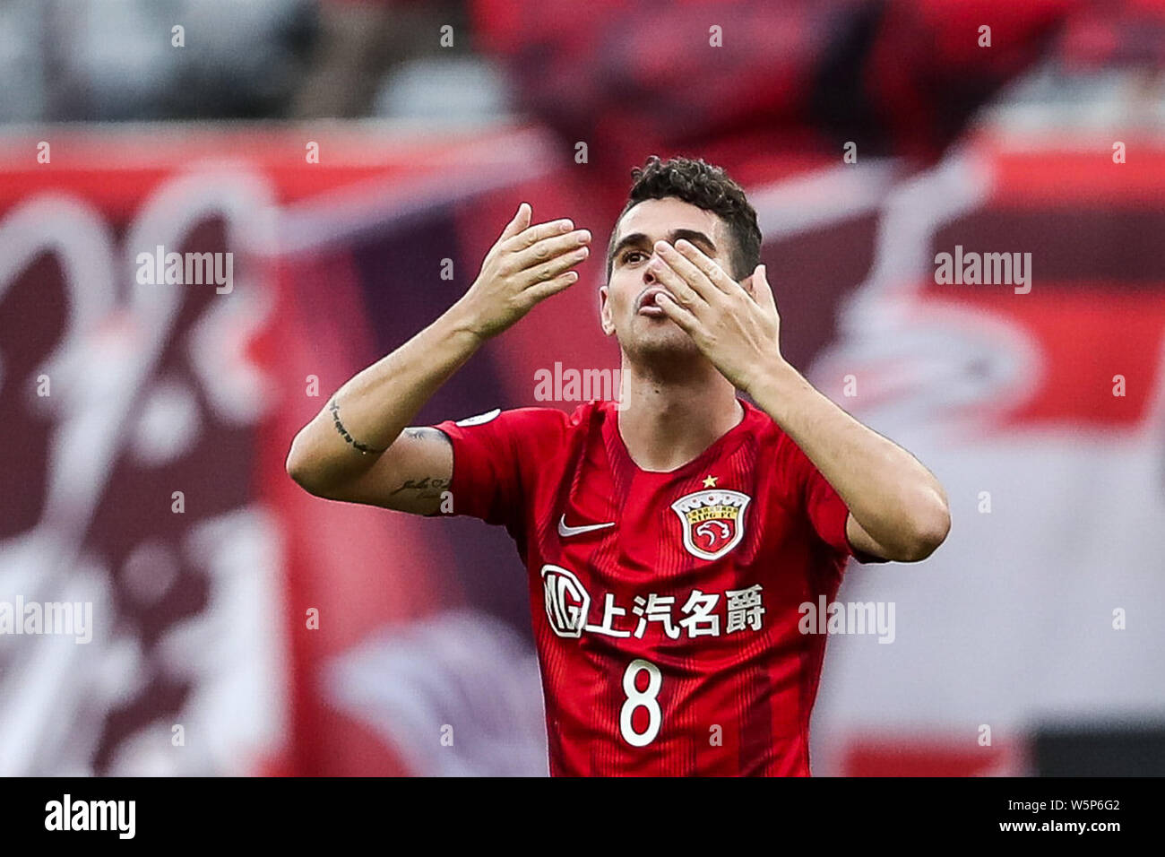 Brazilian football player Oscar dos Santos Emboaba Junior, better known ...