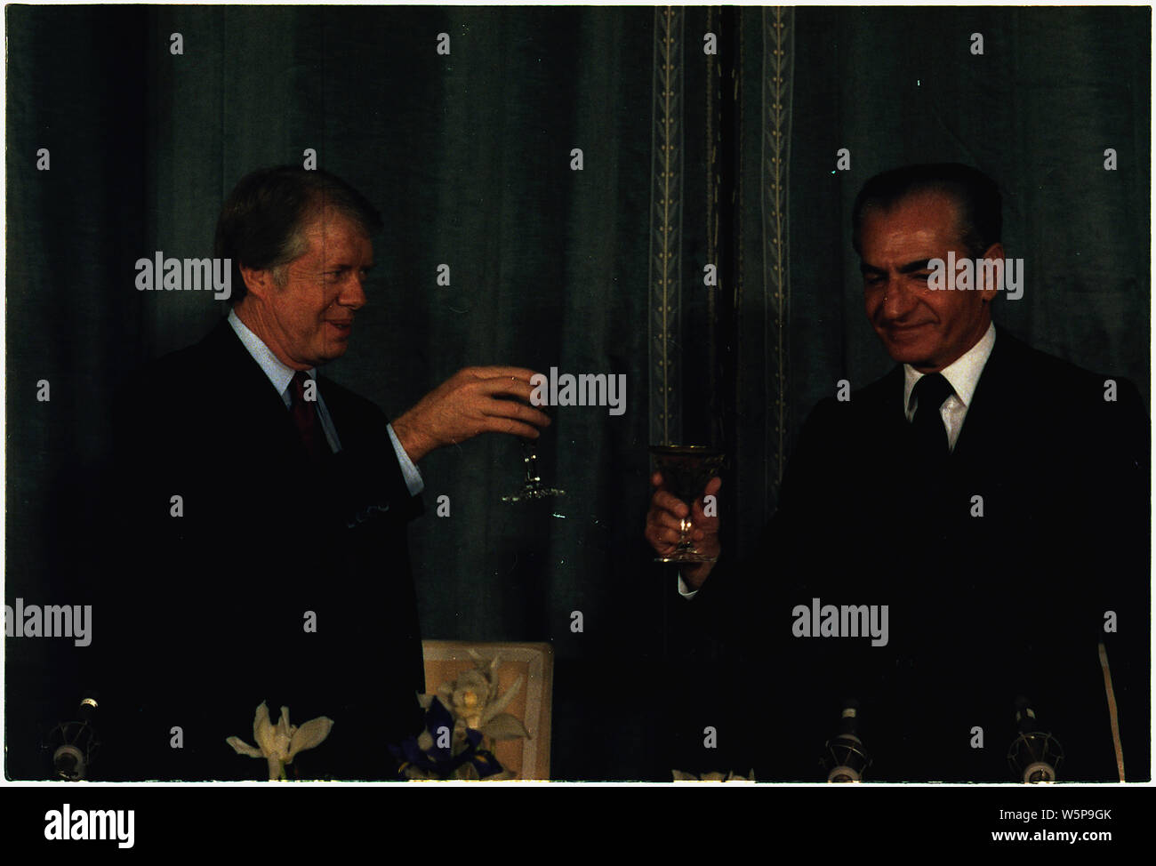 Jimmy Carter and the Shah of Iran Stock Photo - Alamy