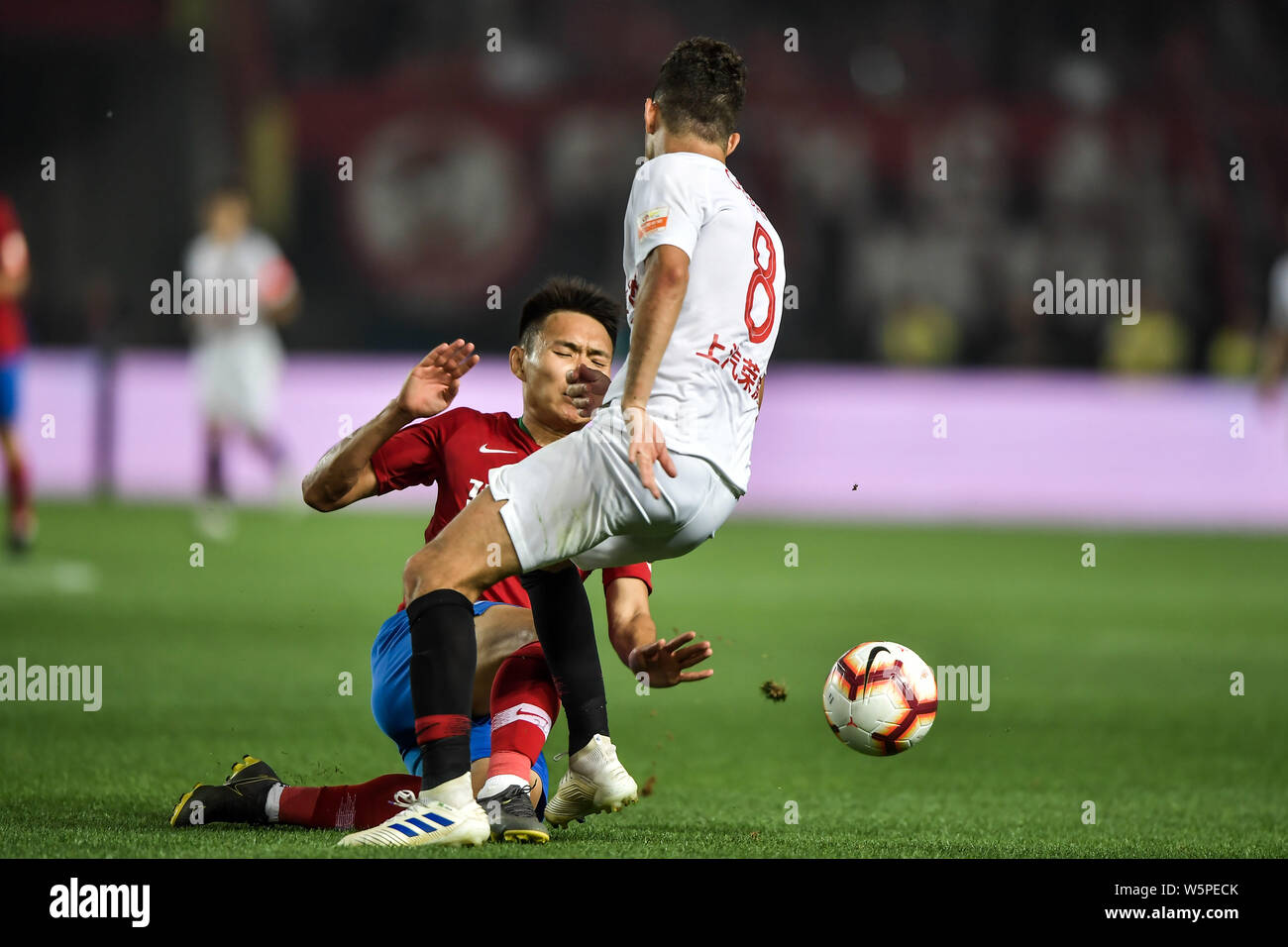 Brazilian football player Oscar dos Santos Emboaba Junior, better known ...