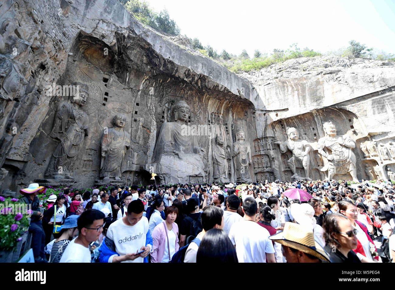 Dragon caves hi-res stock photography and images - Alamy