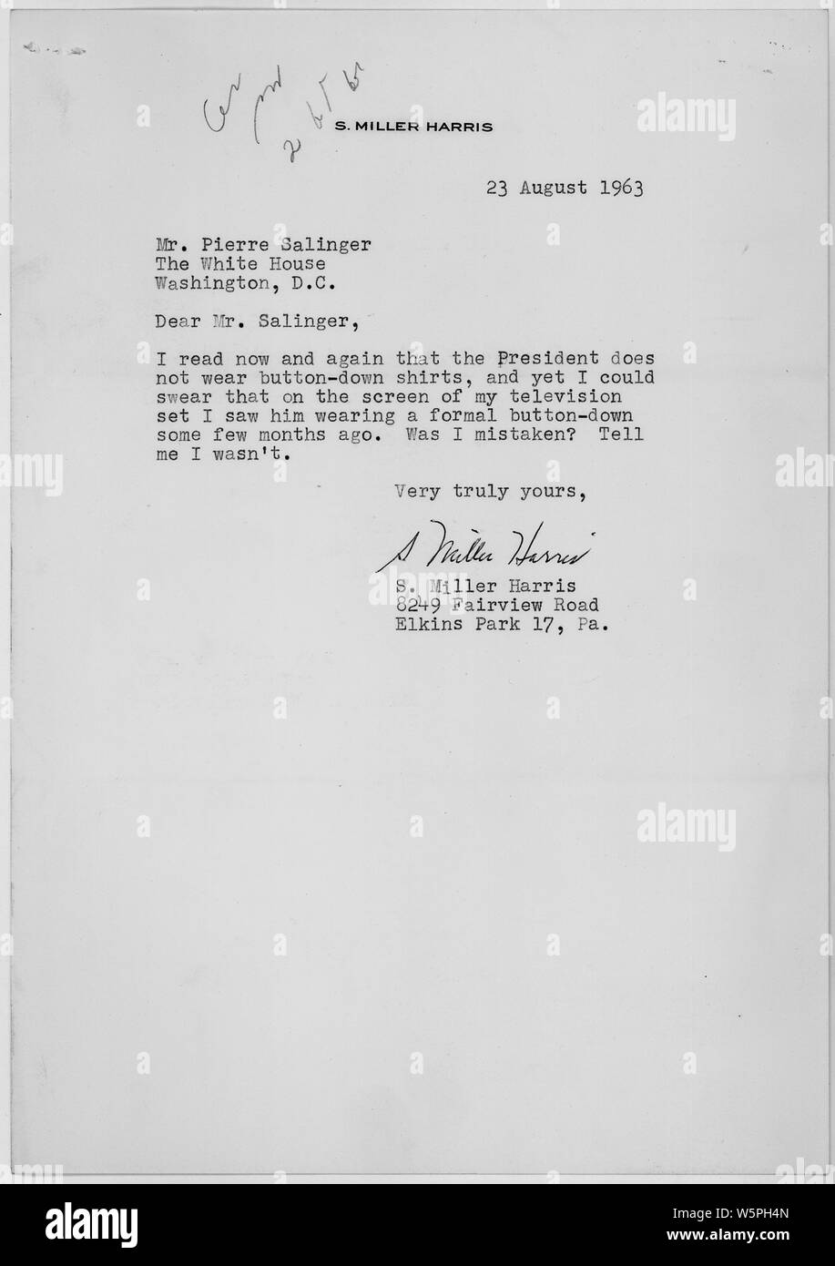 Kennedy button hi-res stock photography and images - Alamy