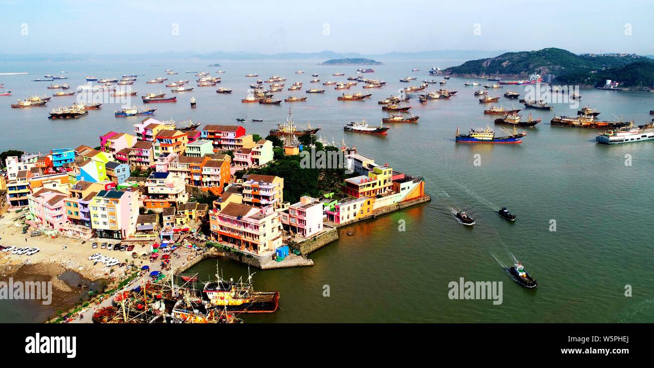 House wenling china hi-res stock photography and images - Alamy