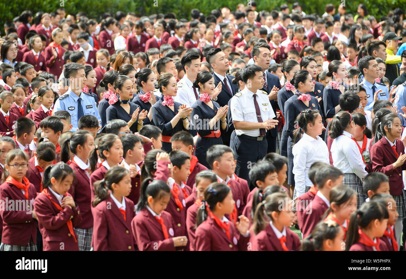 Flight attendants school hi-res stock photography and images - Alamy
