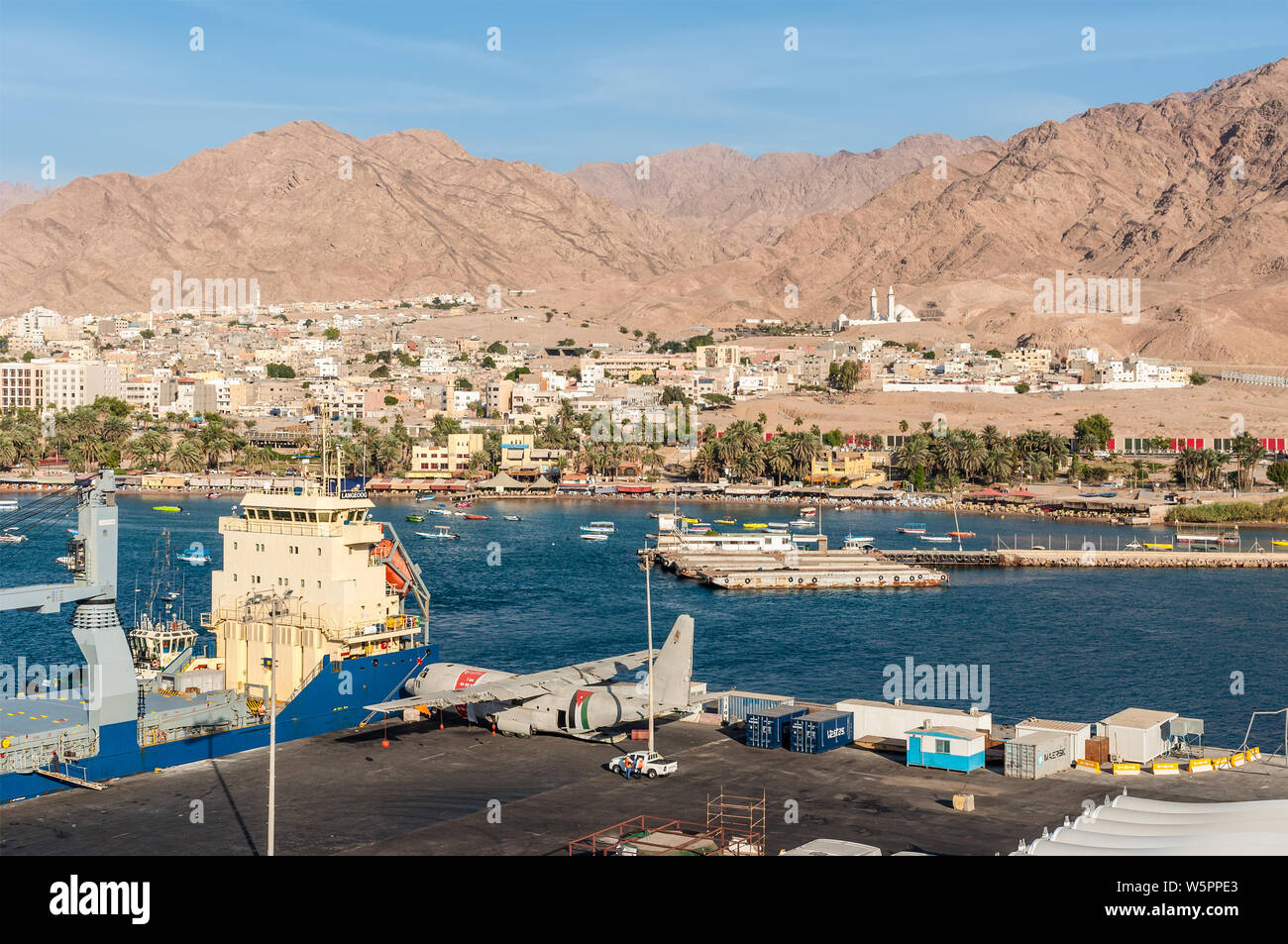 Port of aqaba hi-res stock photography and images - Alamy