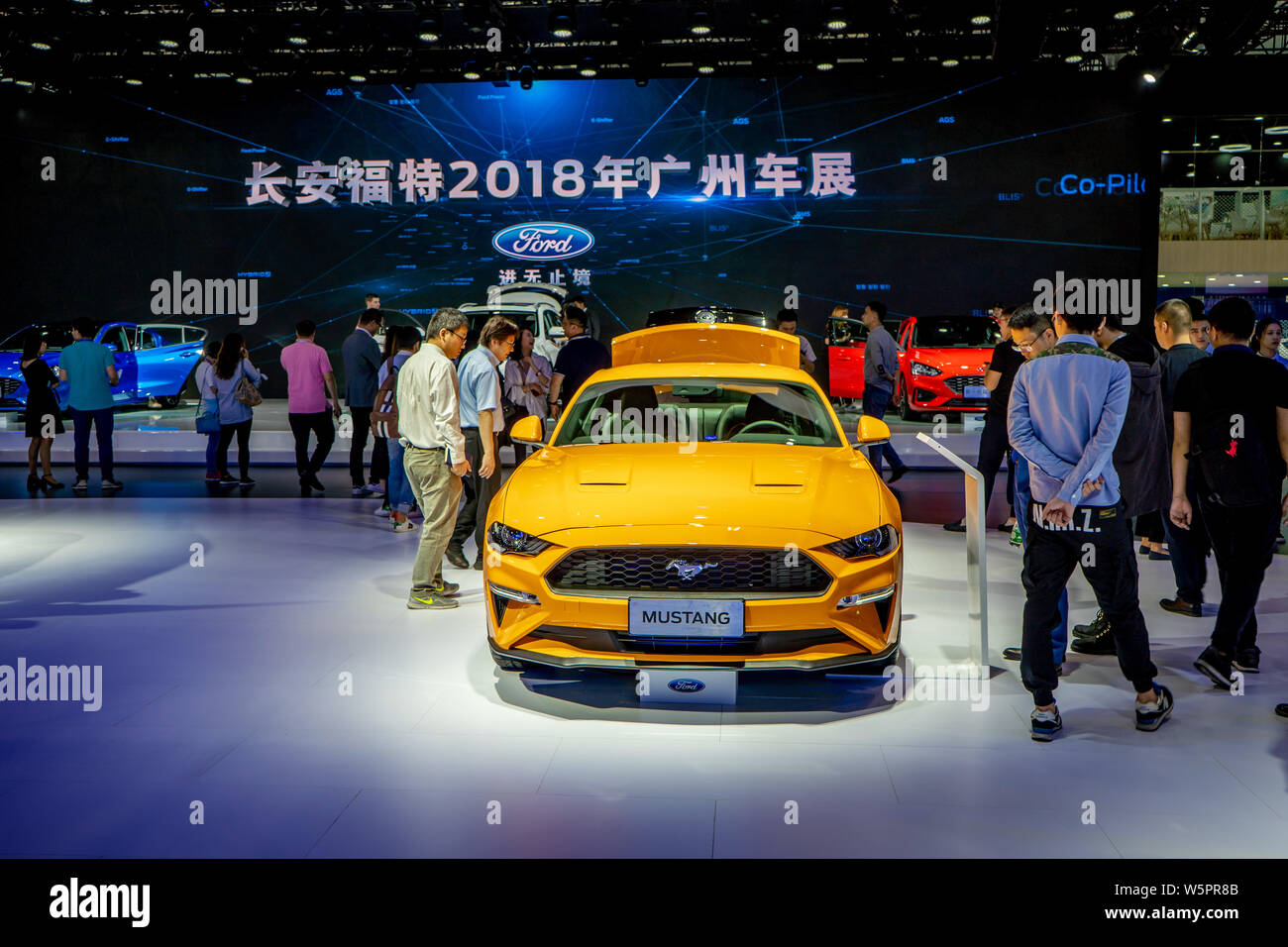 --FILE--People visit the stand of Changan Ford during the 16th China ...