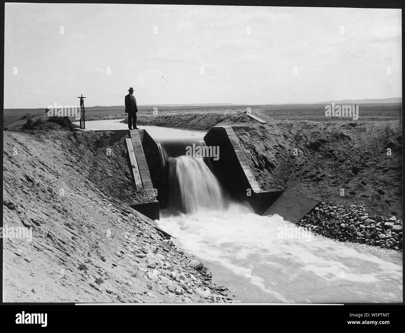 Lateral out-take and drop in lateral 21A.; Scope and content ...