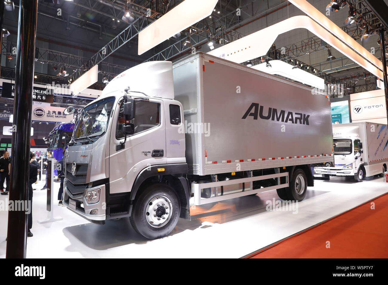 Foton truck hi-res stock photography and images - Alamy