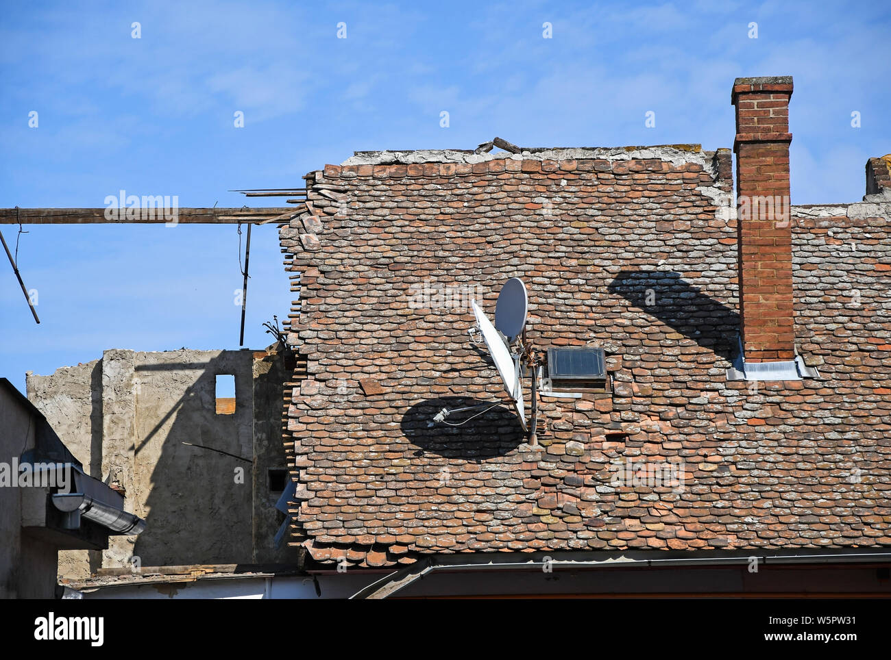Roof of an old demolished building Stock Photo - Alamy