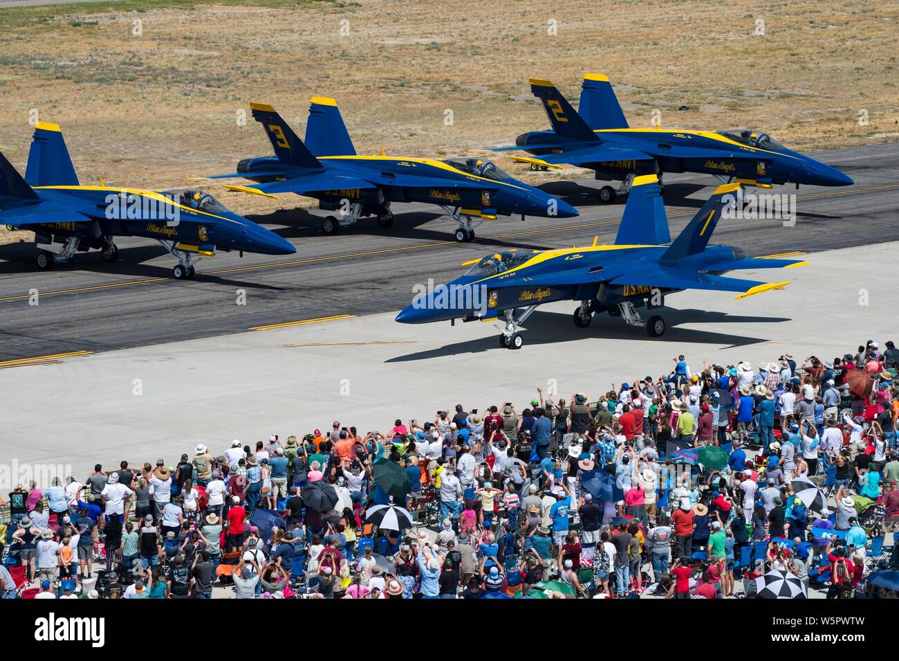 Junction 32 hi-res stock photography and images - Alamy