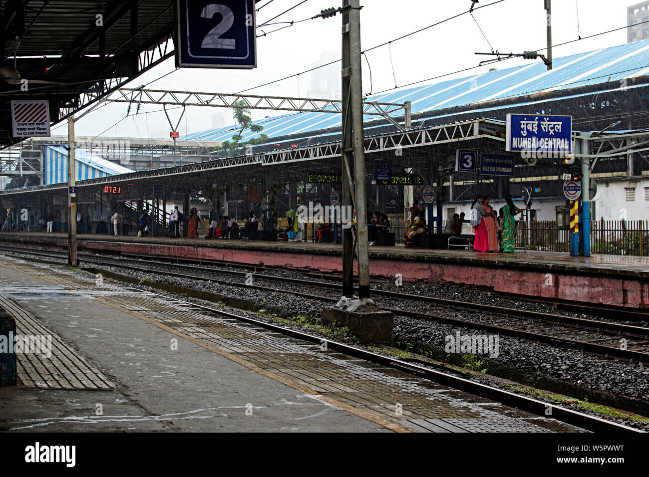 Mumbai Central Railway Station Mumbai Maharashtra India Asia Stock ...