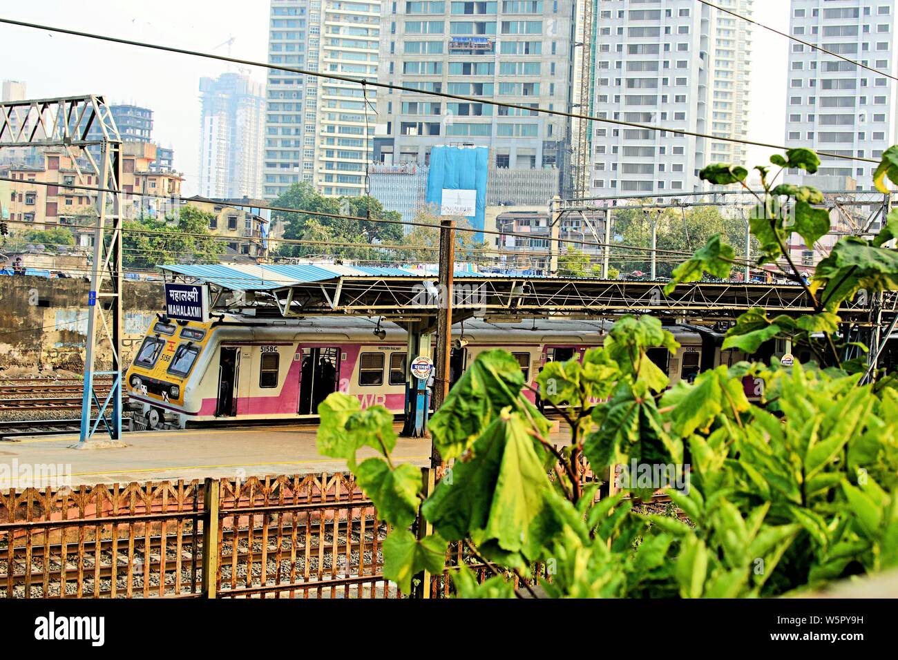 Mahalaxmi Railway Station Mumbai Maharashtra India Asia Stock Photo - Alamy