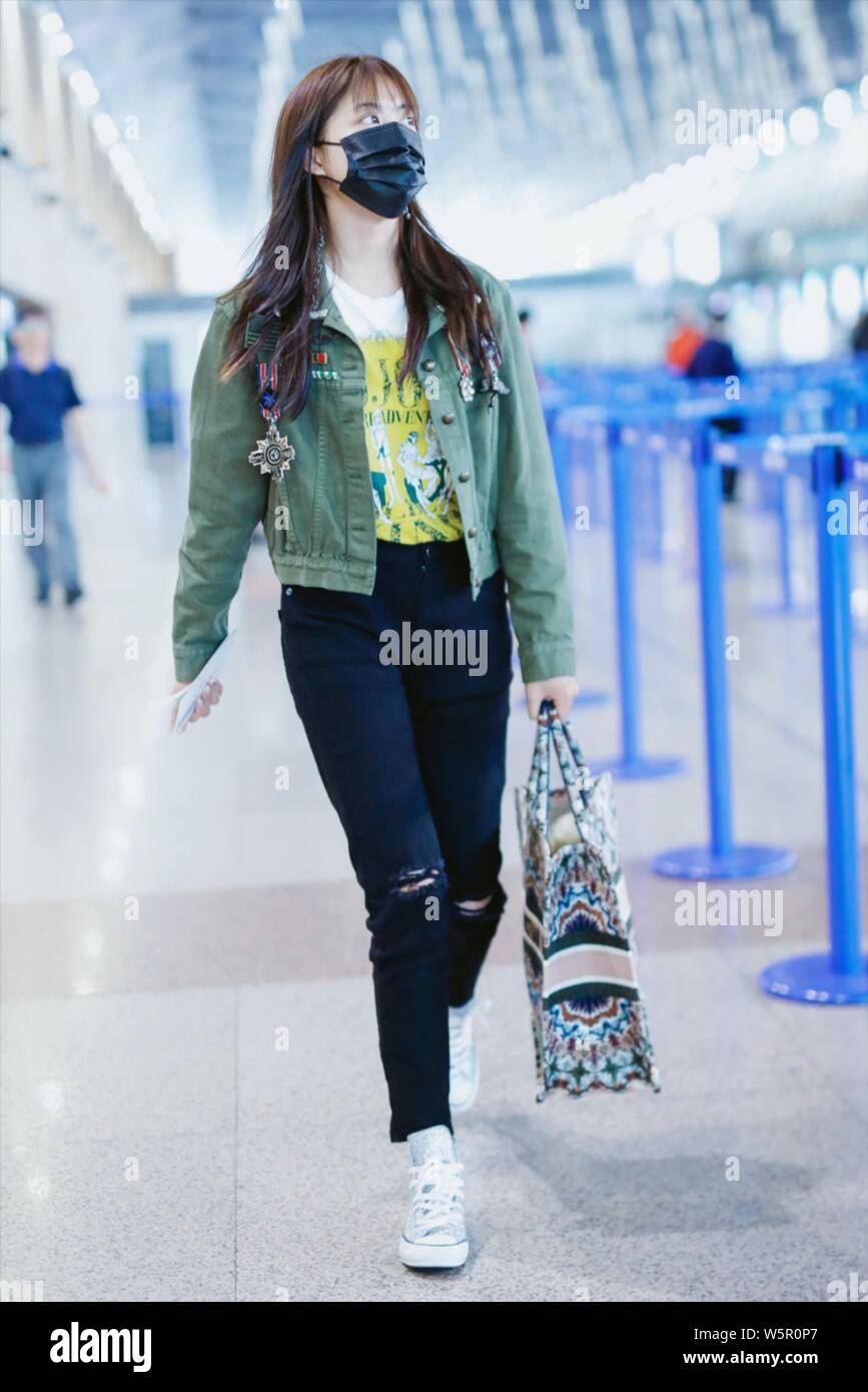 Singer and actress Li Yitong of Chinese girl idol group SNH48 arrives ...