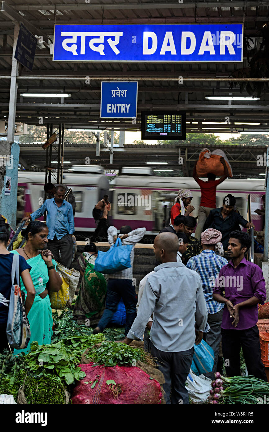 Dadar Railway Station Mumbai Maharashtra India Asia Stock Photo - Alamy