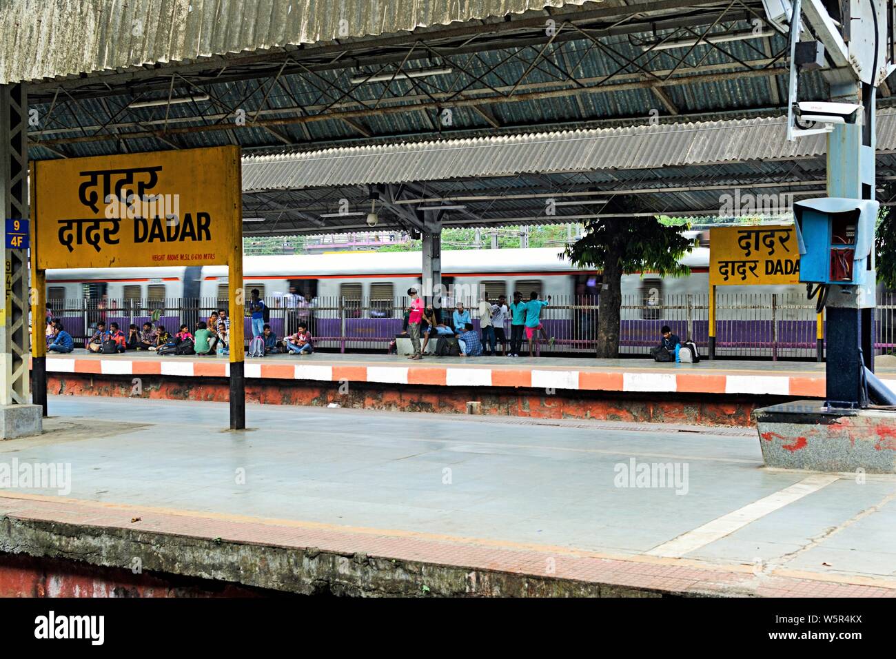 Dadar Railway Station platform Mumbai Maharashtra India Asia Stock ...
