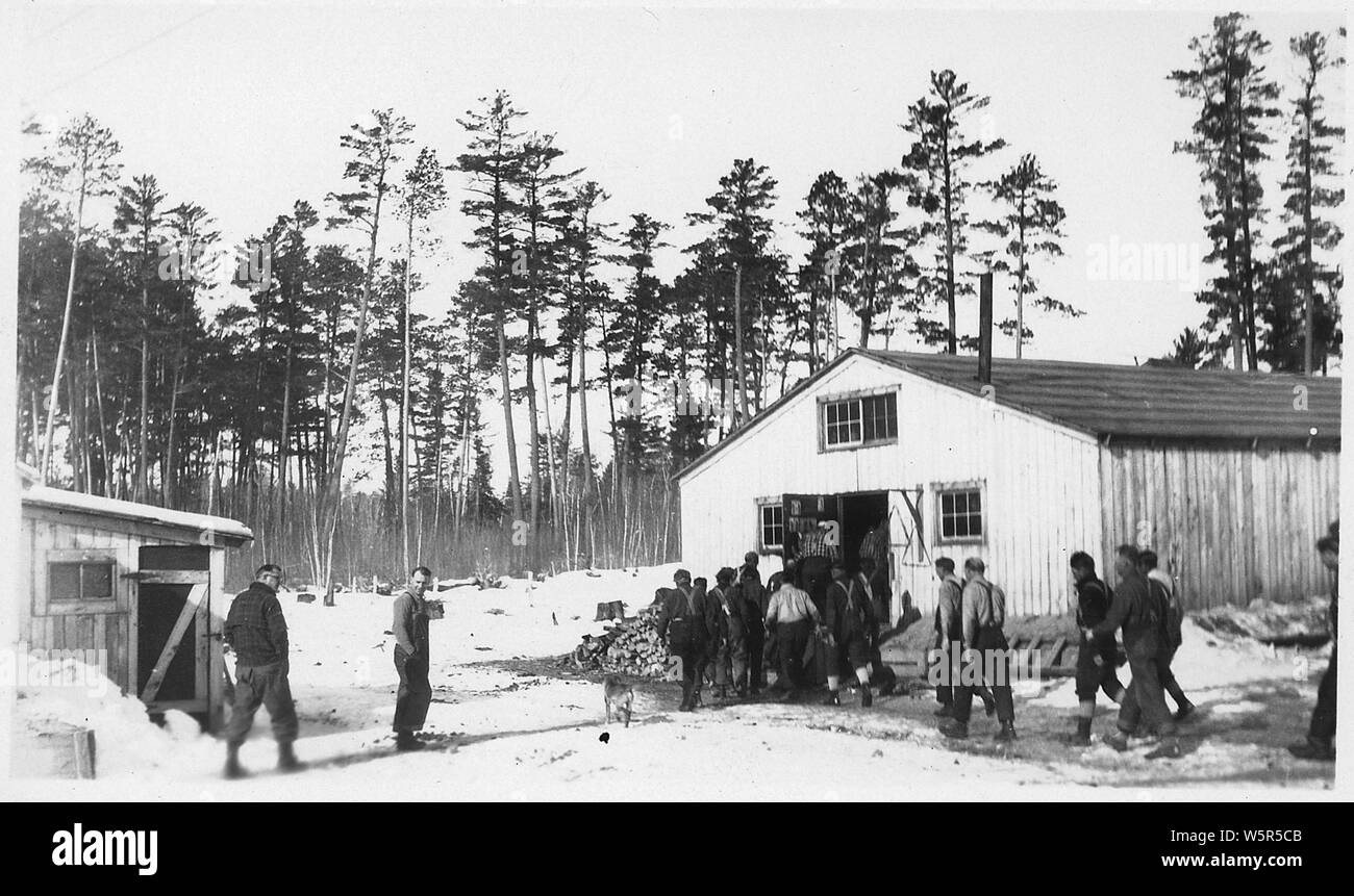 Logging crew at mail call at the #3 camp Stock Photo - Alamy