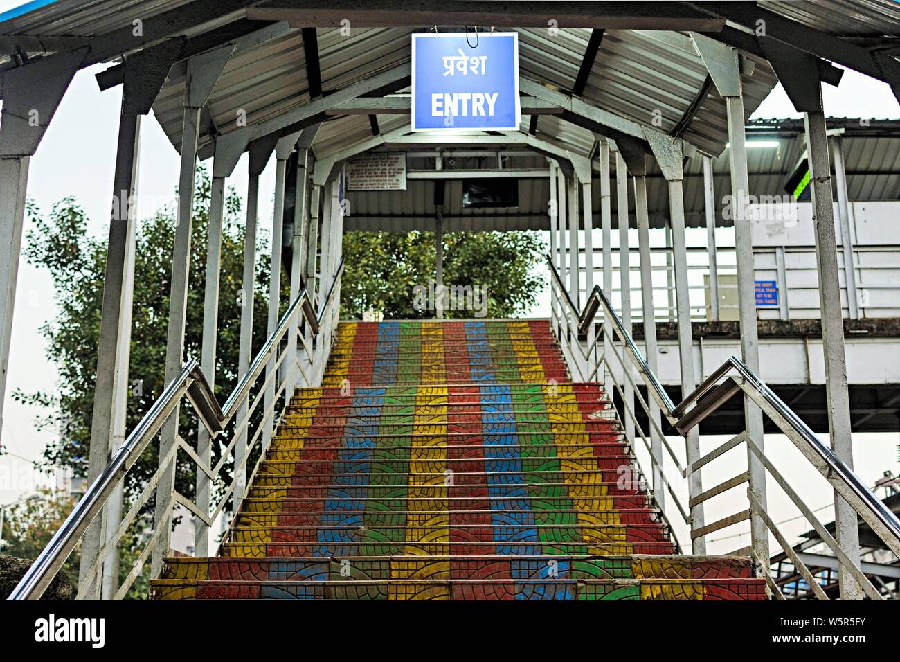 Matunga road mumbai hi-res stock photography and images - Alamy