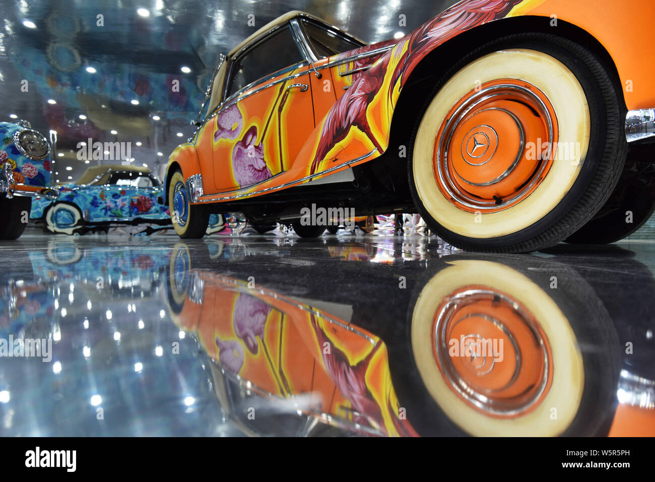 Shenzhen auto show hi-res stock photography and images - Alamy