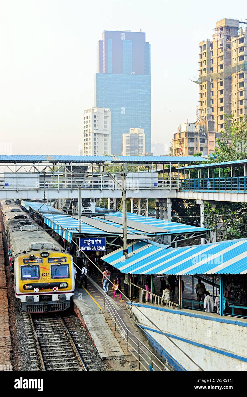Indian railway foot over bridge hi-res stock photography and images - Alamy