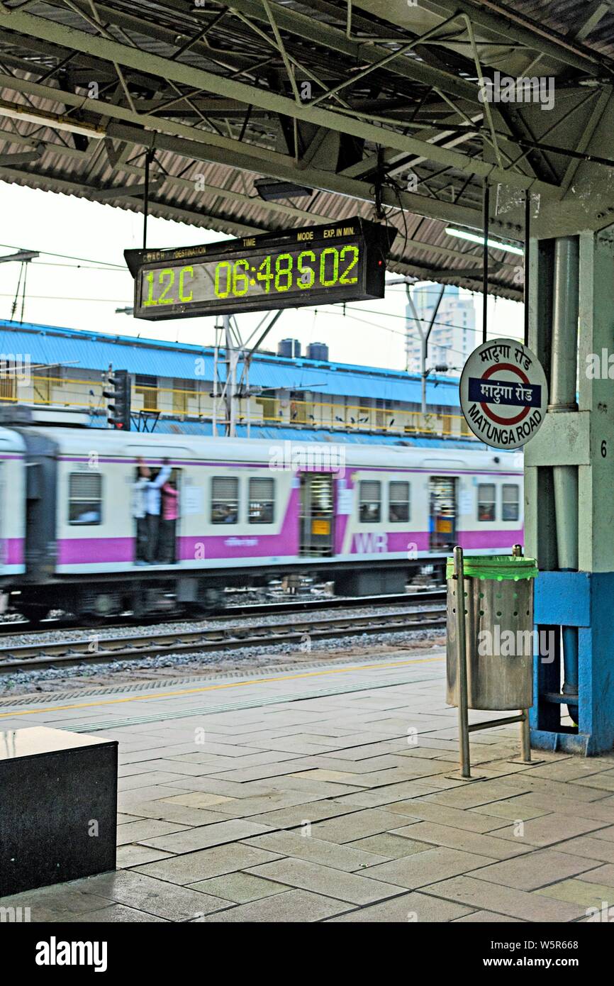 Matunga Road Railway Station Mumbai Maharashtra India Asia Stock Photo ...