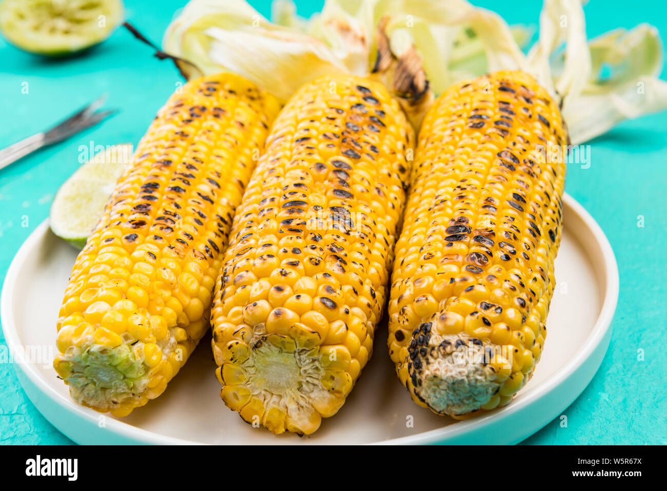 Grilled Corn on Con, Close Up View, Picnic food Stock Photo - Alamy