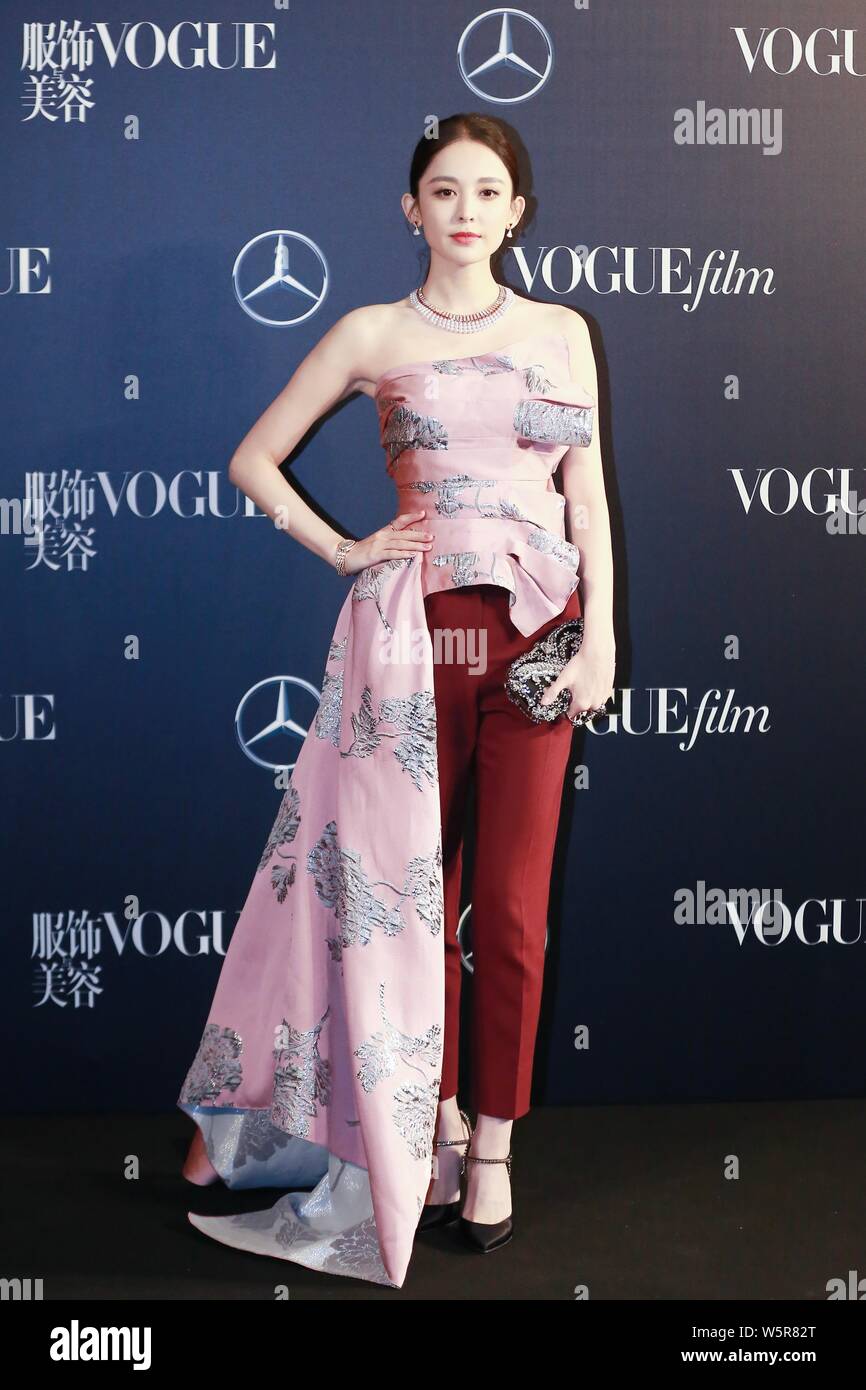 Chinese Uigur actress Gulnezer Bextiyar, also known as Gulnazar or Guli ...