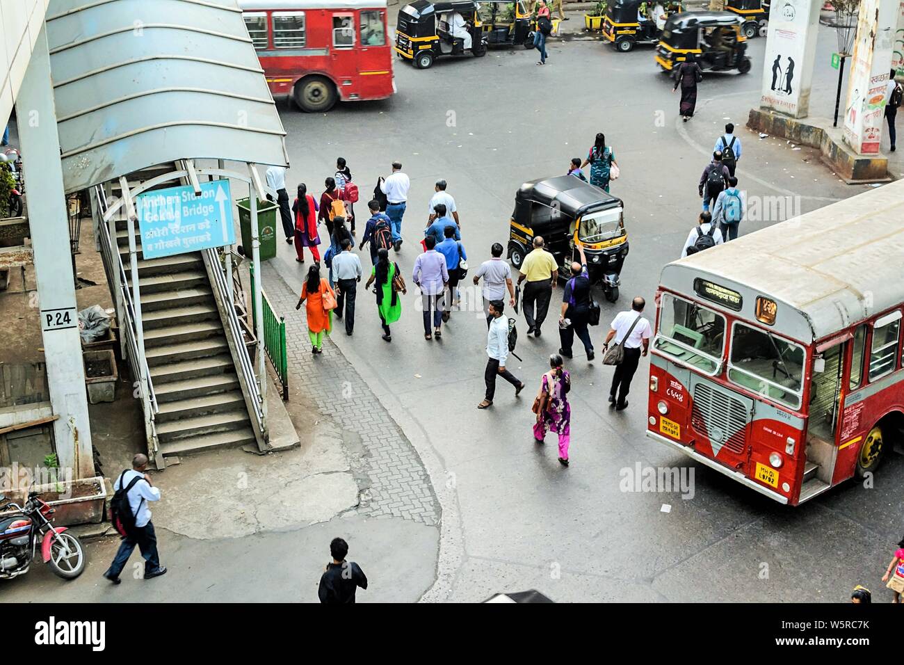 Andheri Railway Station Mumbai Maharashtra India Asia Stock Photo - Alamy