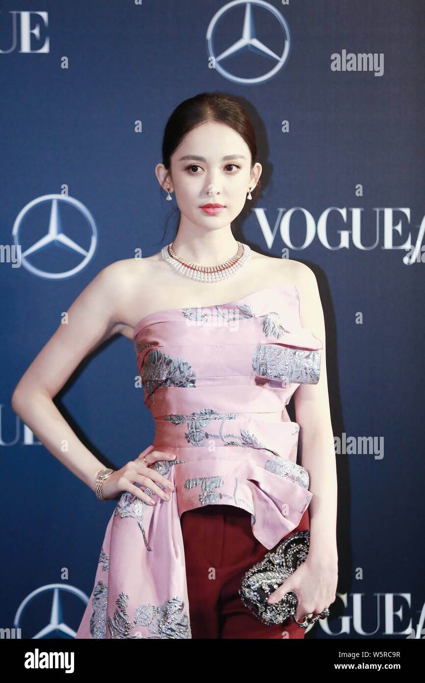 Chinese Uigur actress Gulnezer Bextiyar, also known as Gulnazar or Guli ...