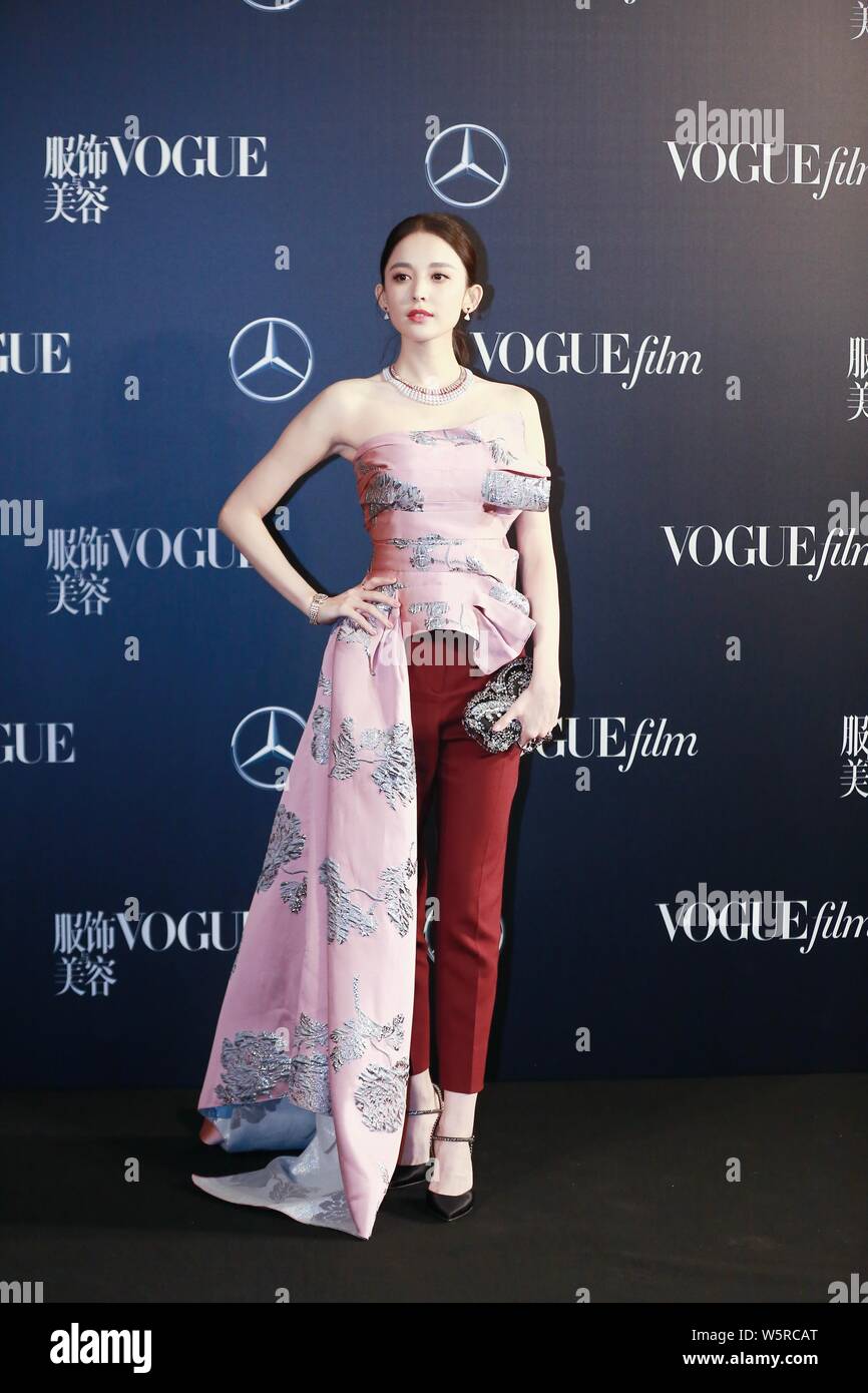 Chinese Uigur actress Gulnezer Bextiyar, also known as Gulnazar or Guli ...