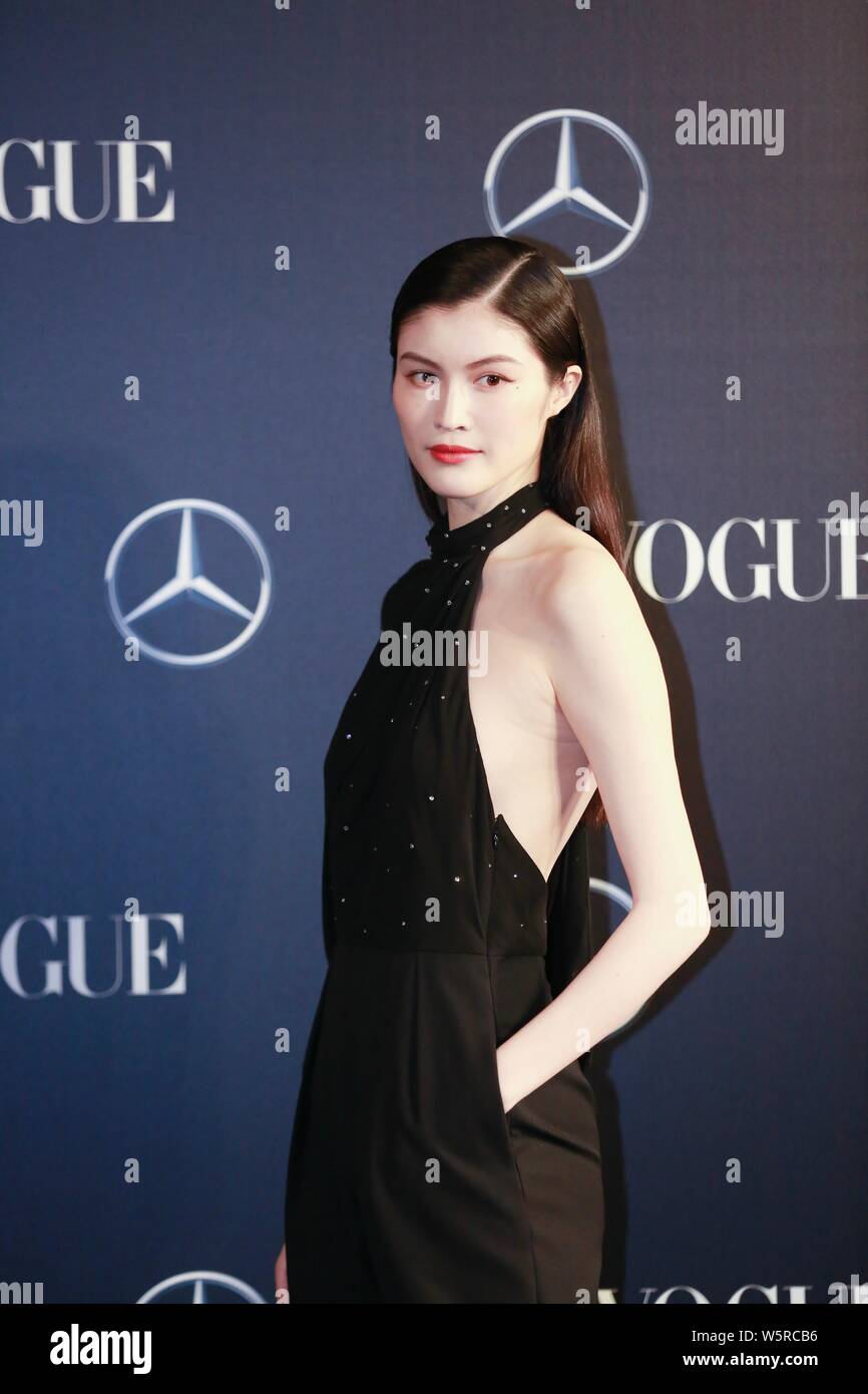 Chinese model He Sui poses as she arrives on the red carpet for 2019 ...