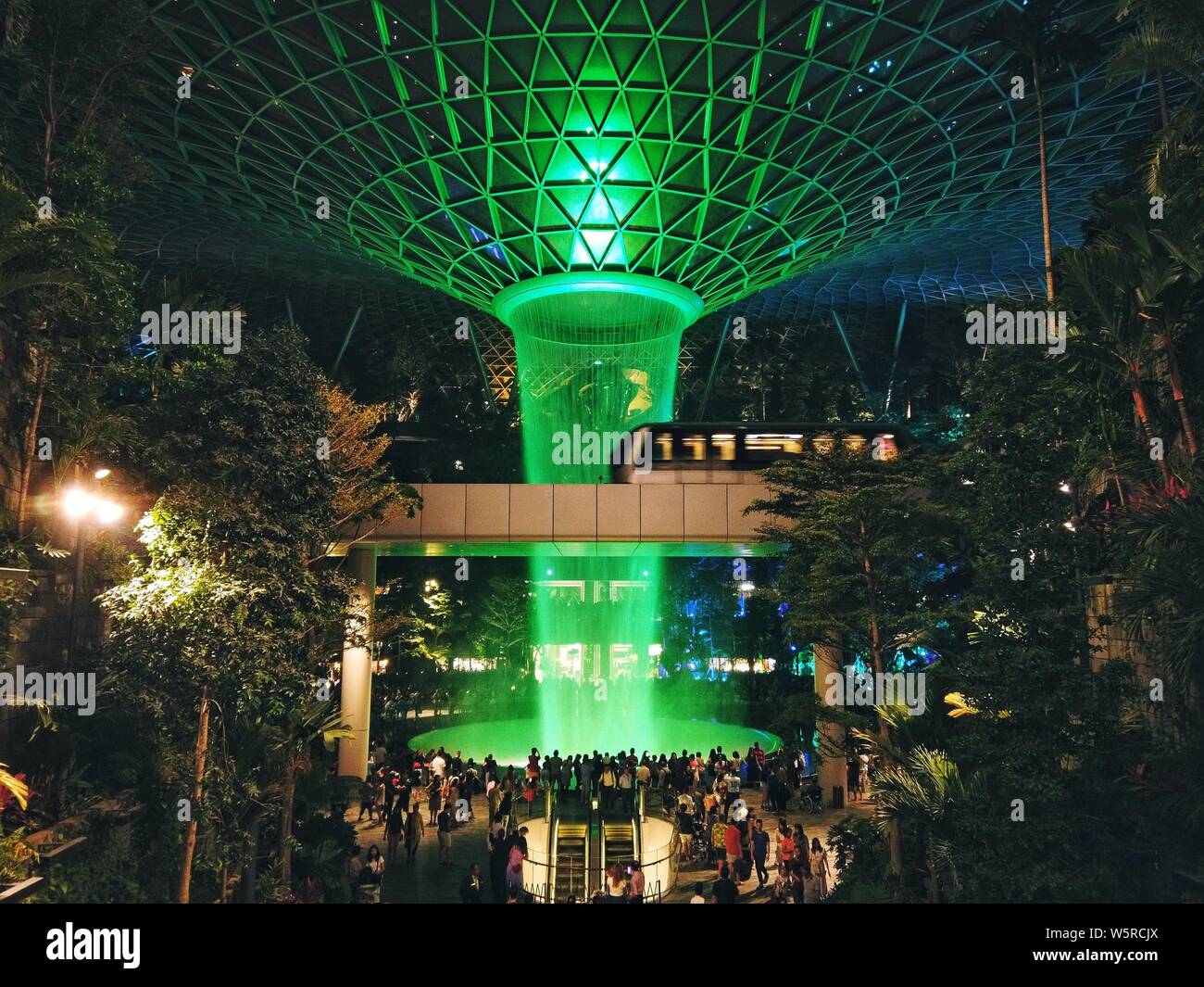Landscape of the Jewel complex featuring the world's tallest indoor ...