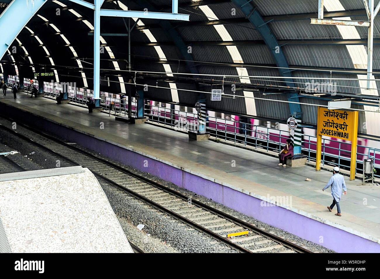 Jogeshwari Railway Station Mumbai Maharashtra India Asia Stock Photo ...