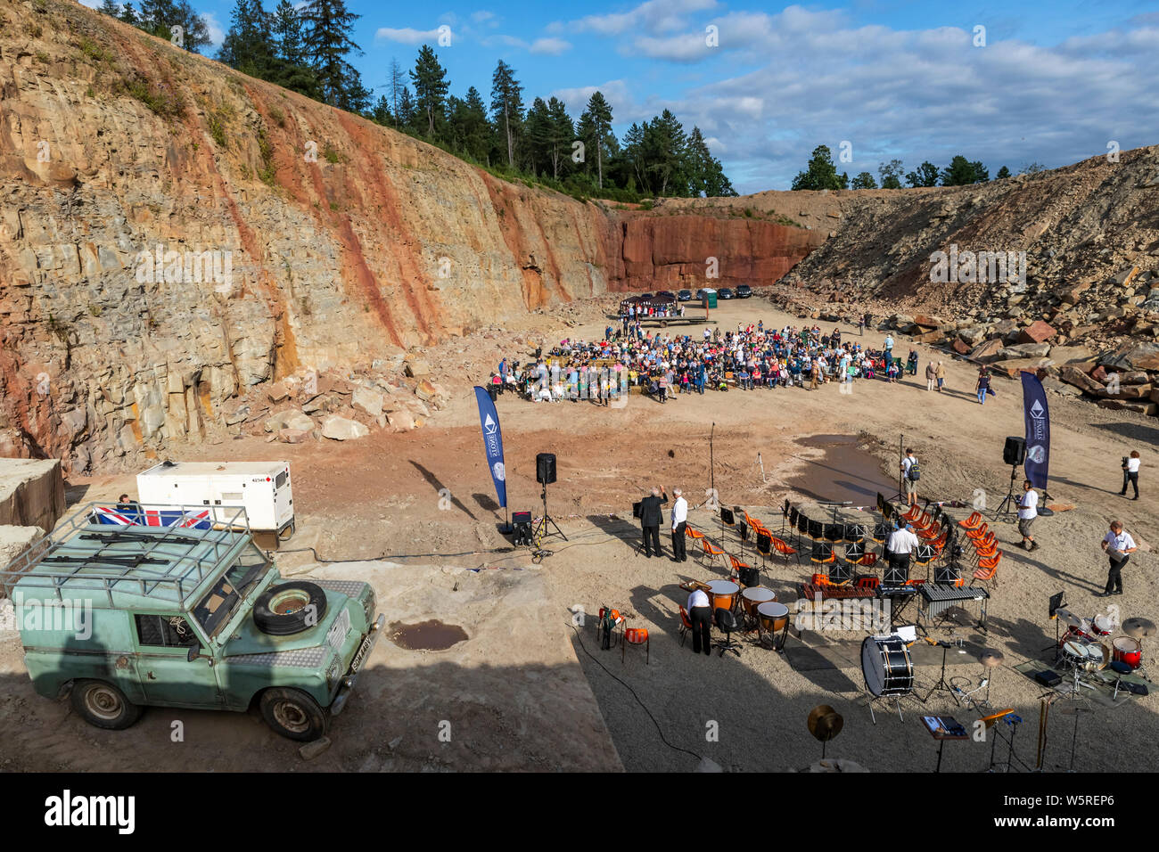 Lydbrook Brass Band play a "Proms in the Quarry" at Barnhill Quarry ...