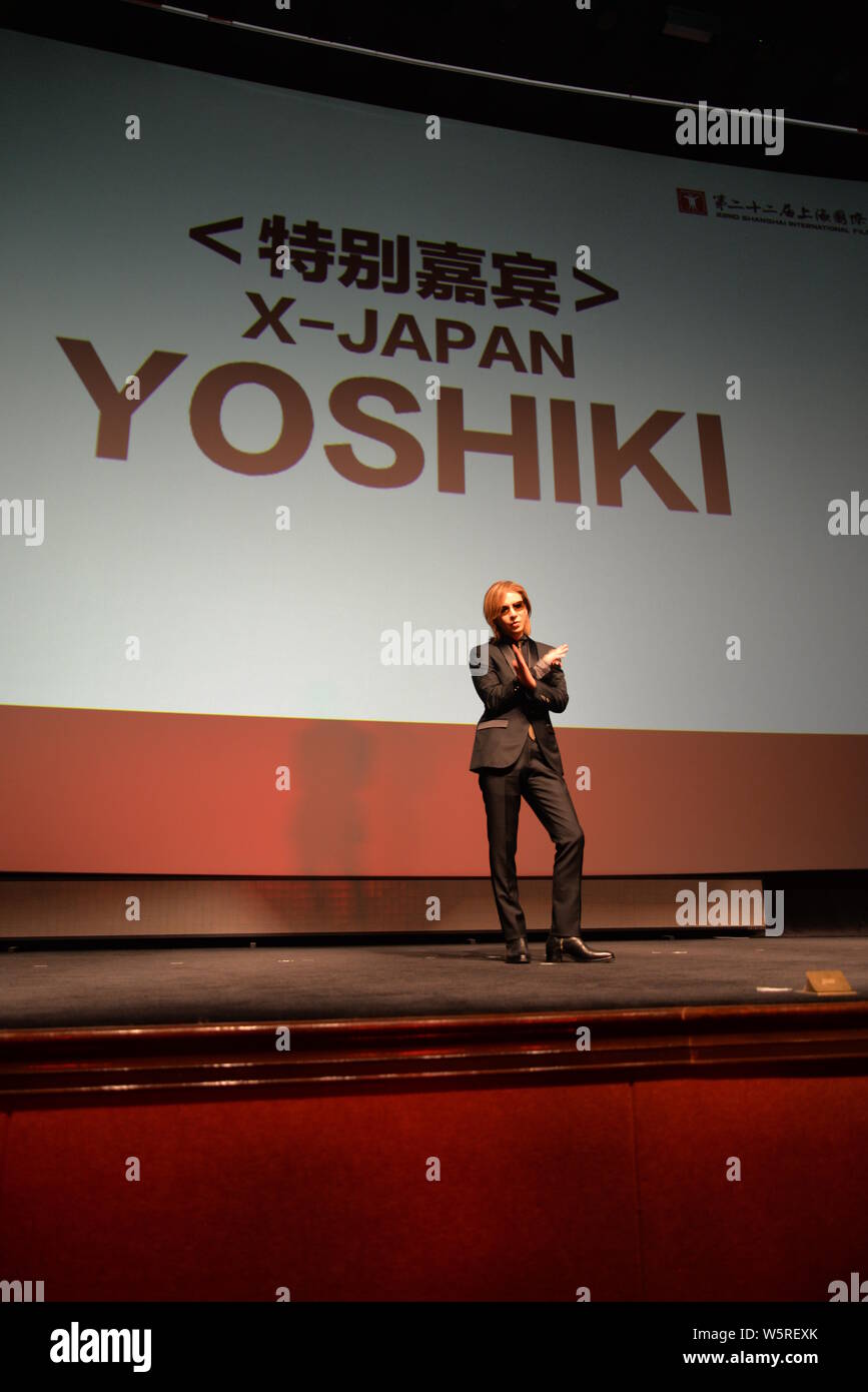 Yoshiki during hi-res stock photography and images - Alamy