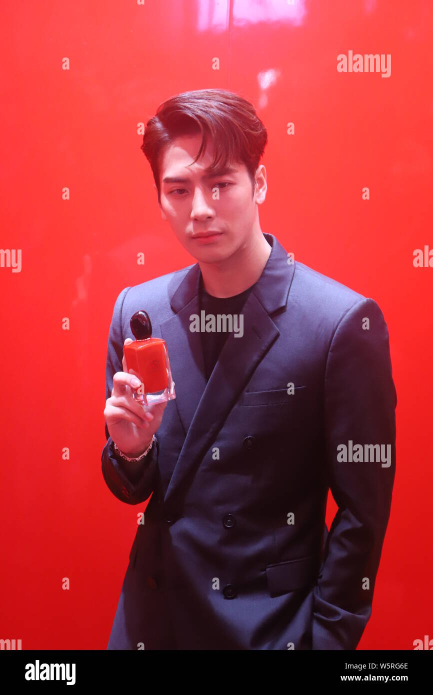 Jackson wang got7 hi-res stock photography and images - Alamy