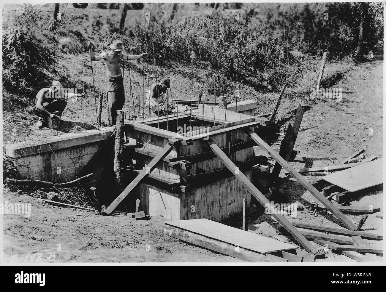 Drop inlet dam hi-res stock photography and images - Alamy