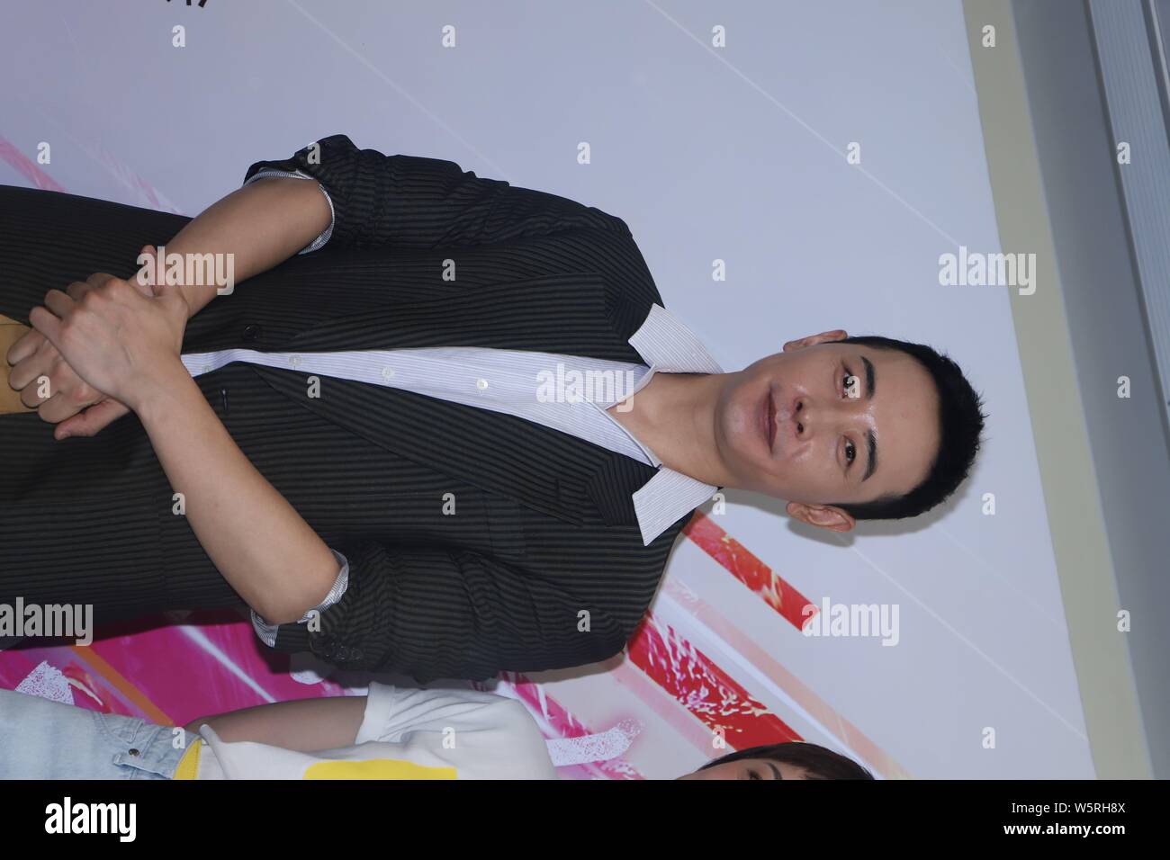 Actor luo jin hi-res stock photography and images - Alamy
