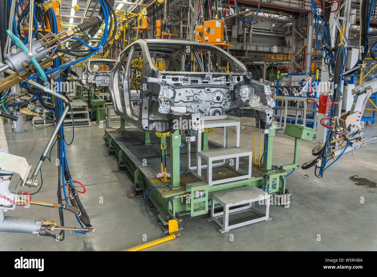 Assembly of the automobile body at the industrial plant of cars Stock ...