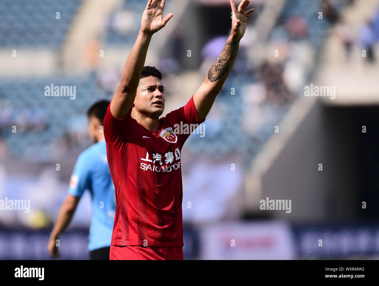Brazilian football player Elkeson de Oliveira Cardoso, or simply ...