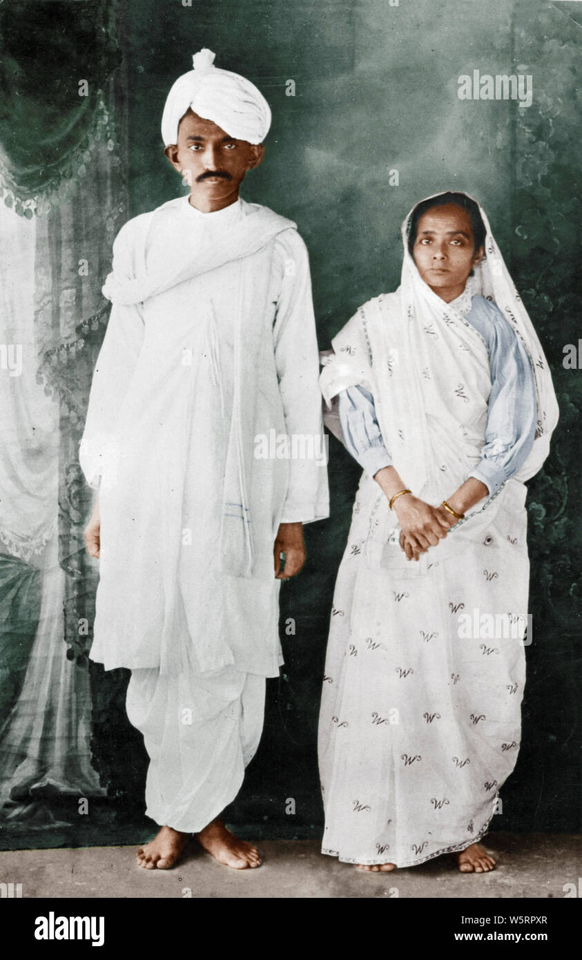 Kasturba Gandhi and Mahatma Gandhi after return to India 1915 Stock ...