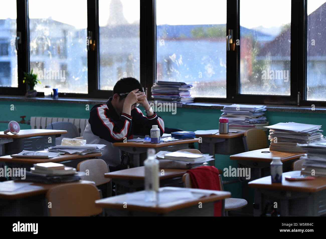 Chinese students prepare for the upcoming annual college entrance ...