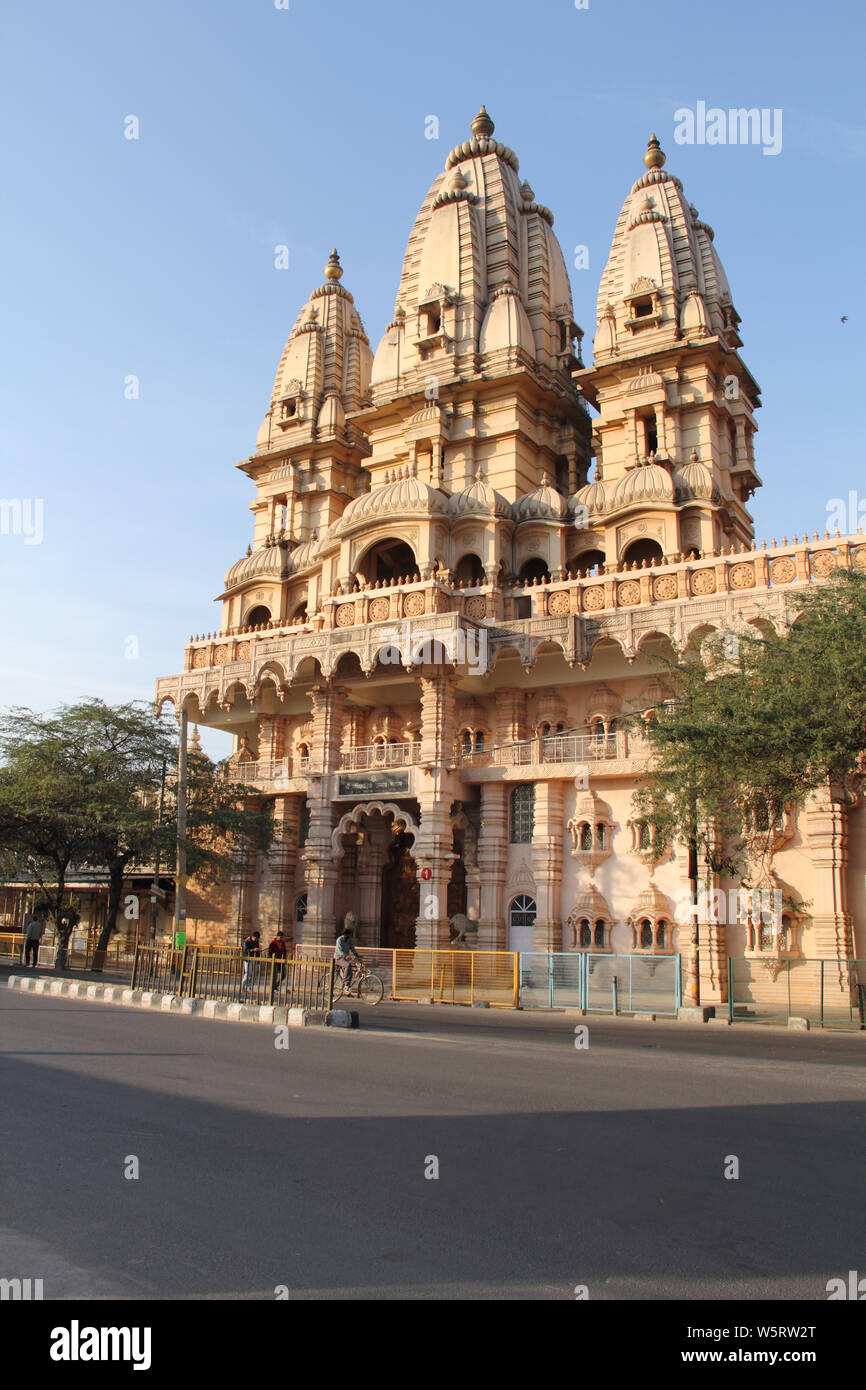 Chhatarpur temple hi-res stock photography and images - Alamy