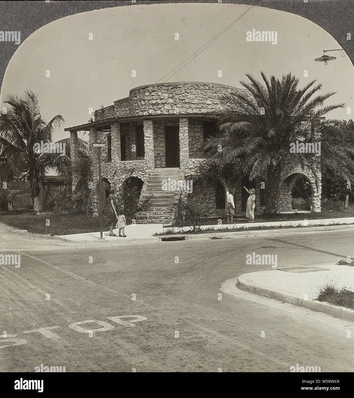 Downtown miami 1920s hi-res stock photography and images - Alamy